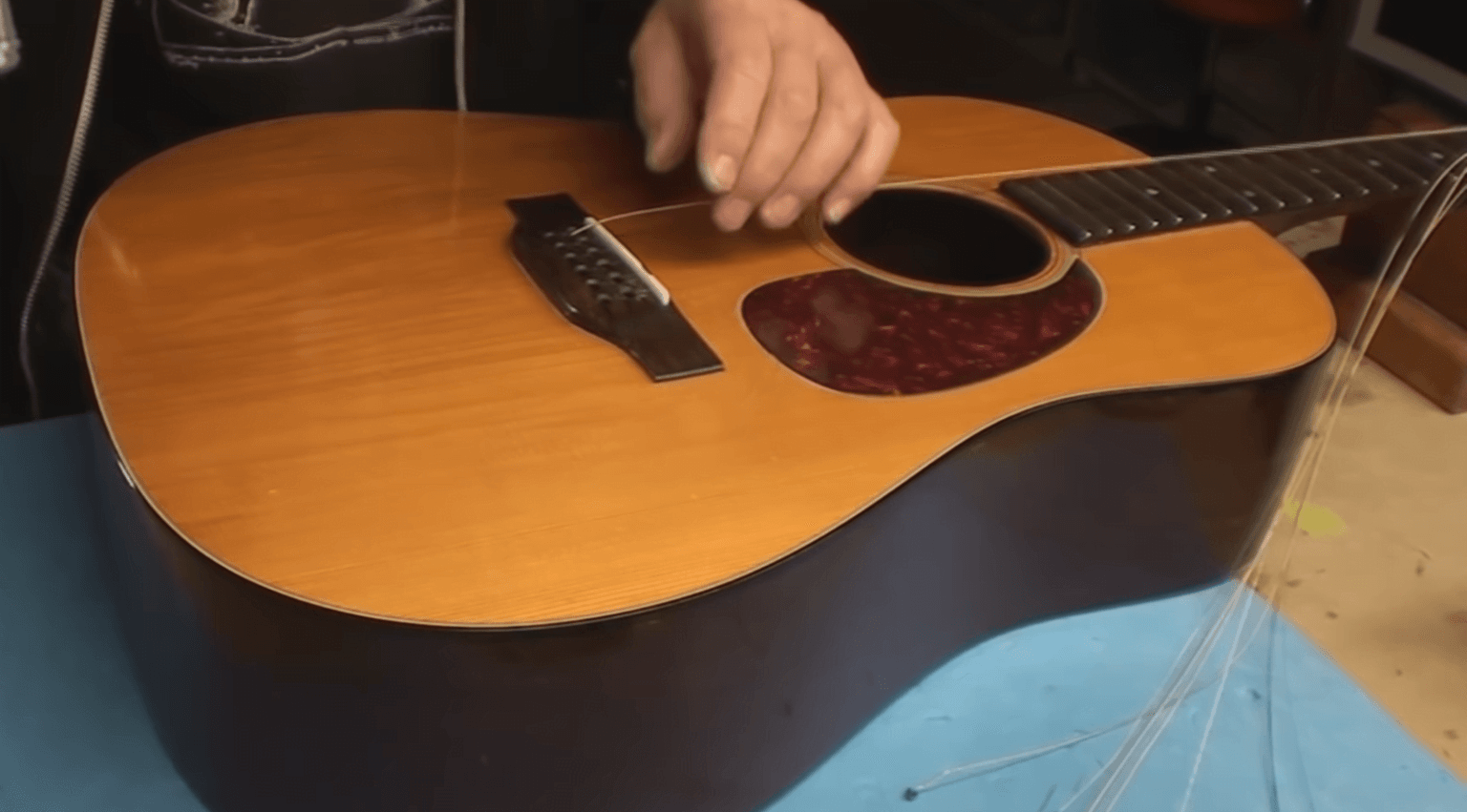 What Makes A 12-String Guitar Bridge Different? - BetterMuSeek