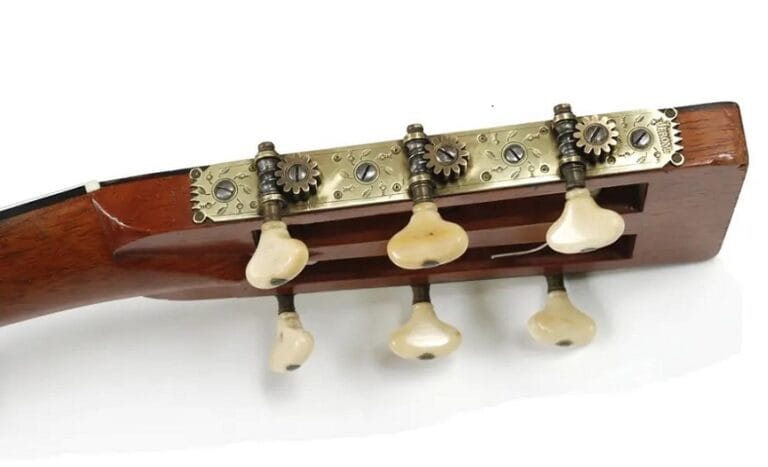 5 Classical Guitar Headstock Types - BetterMuSeek